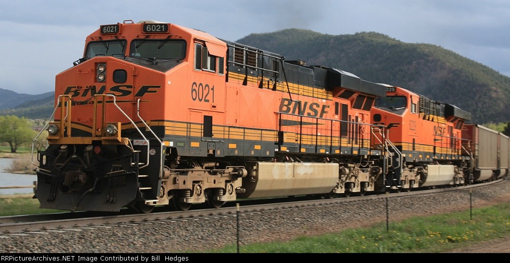 BNSF 6021